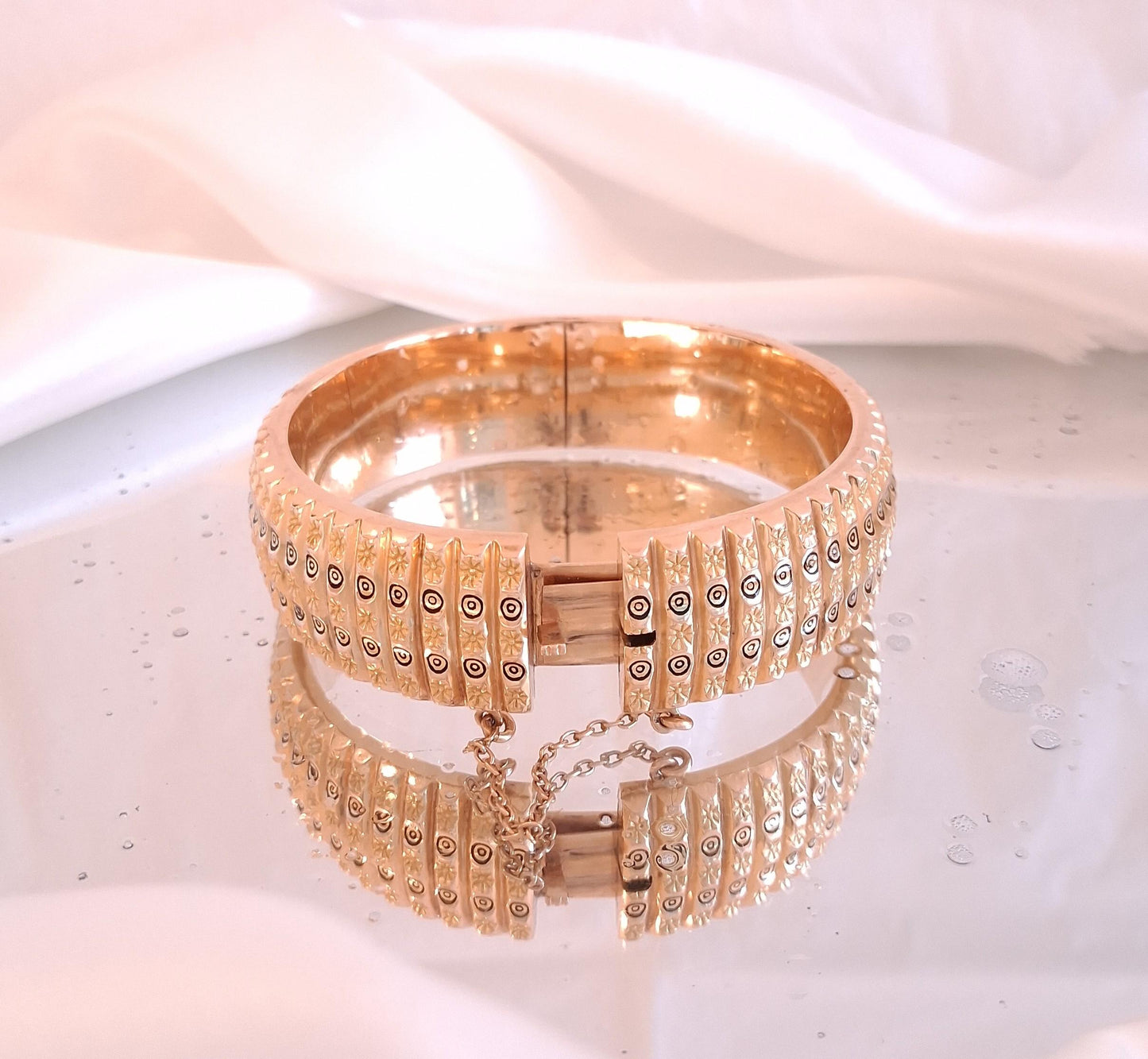 Escrava de abrir esmaltada – Ourivesaria Carlos Alberto